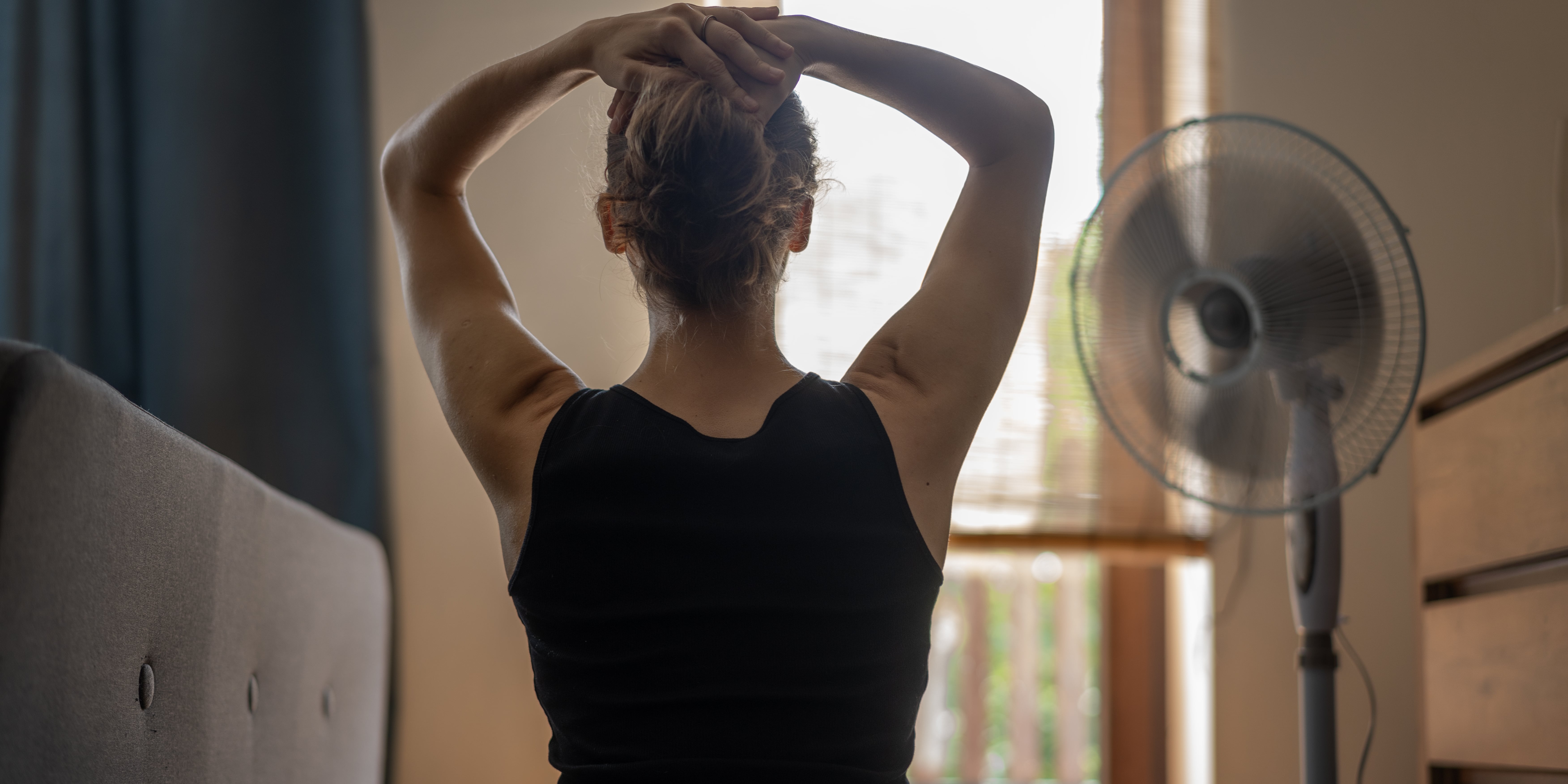 What Do Hot Flashes Feel Like? MDs Explain | PS Health
