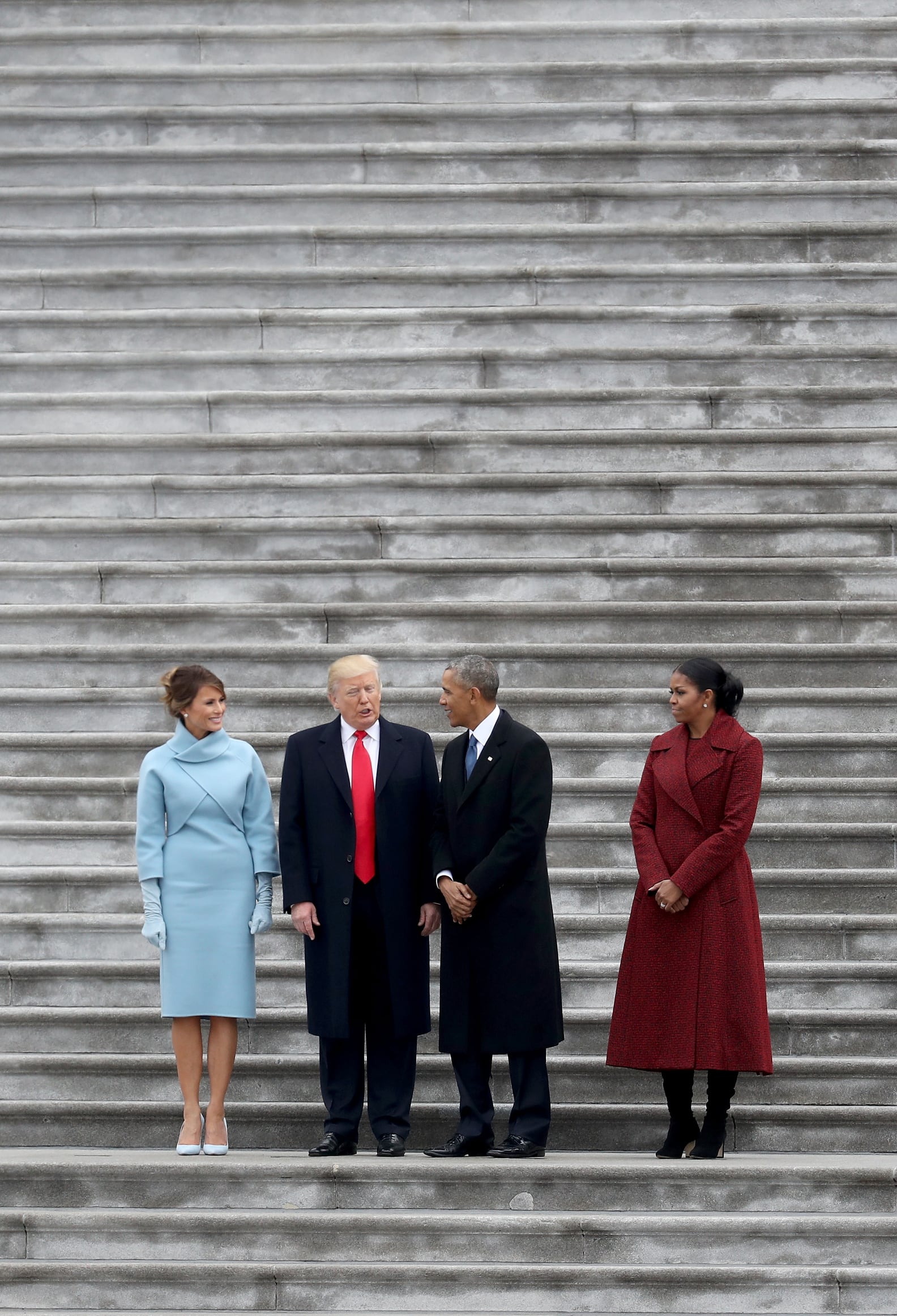 Inauguration Photo of Obamas and Trumps Next to Each Other | PS News