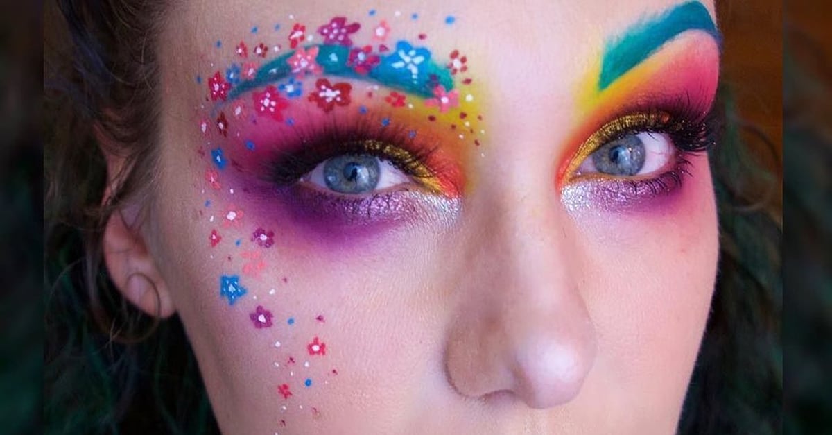 Woman Transforms Her Face Into Famous Paintings | PS Beauty