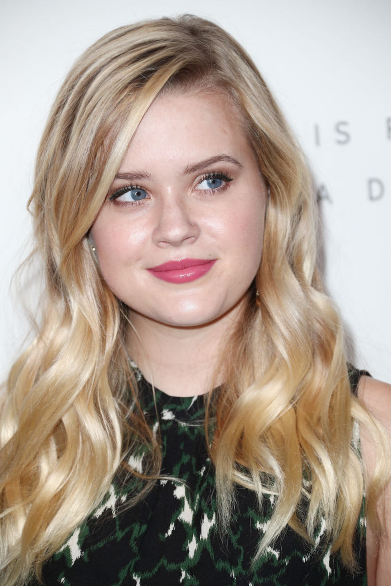 Ava Phillippe and Reese Witherspoon's Best Beauty Looks | PS UK Beauty