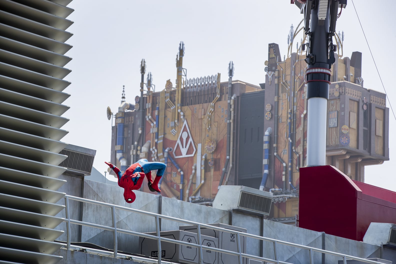 Flying Animatronic Spider-Man at Avengers Campus | Videos | PS UK Parenting