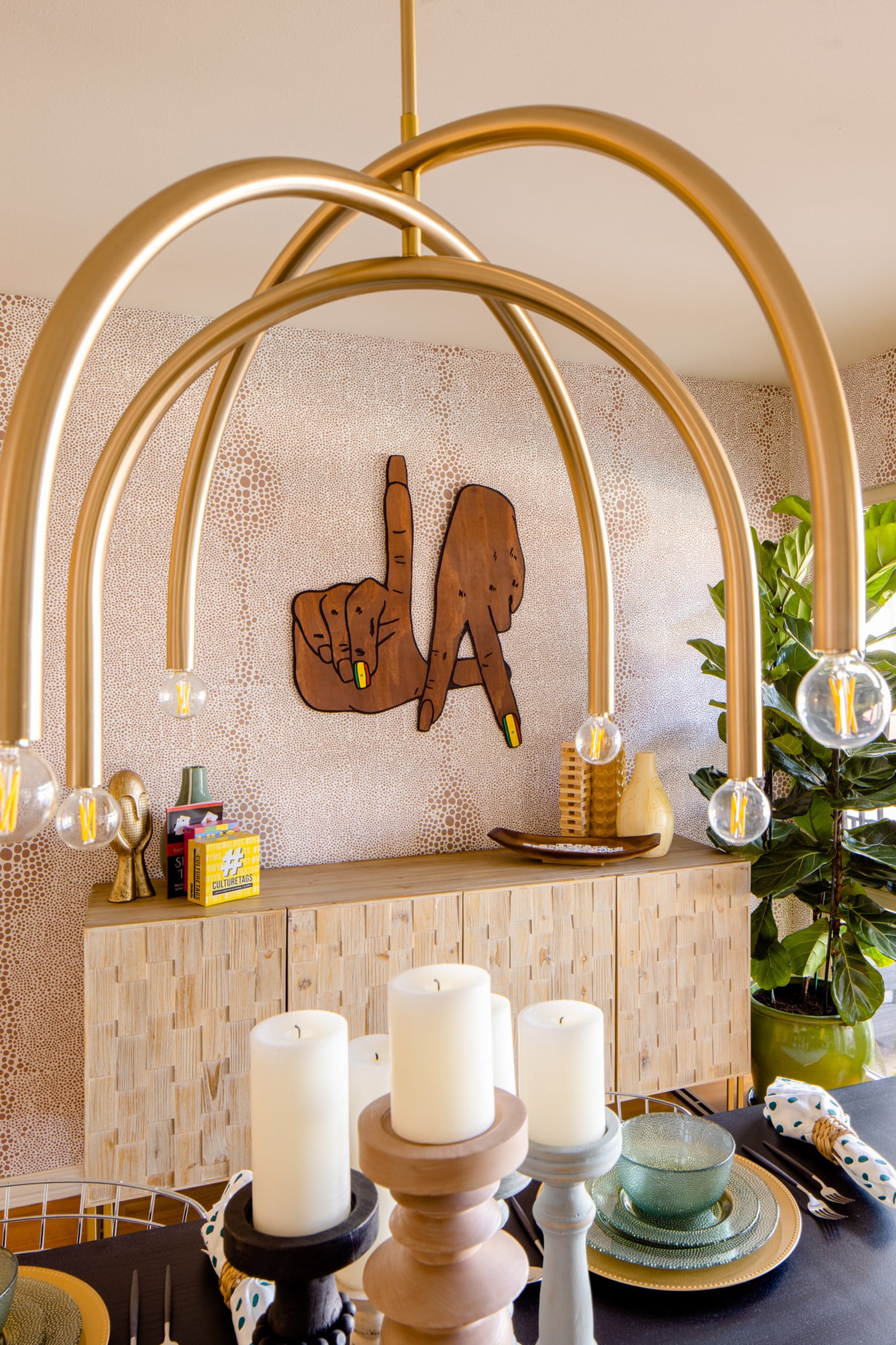 How to Book Issa Rae's South LA Home on Airbnb | PS Home