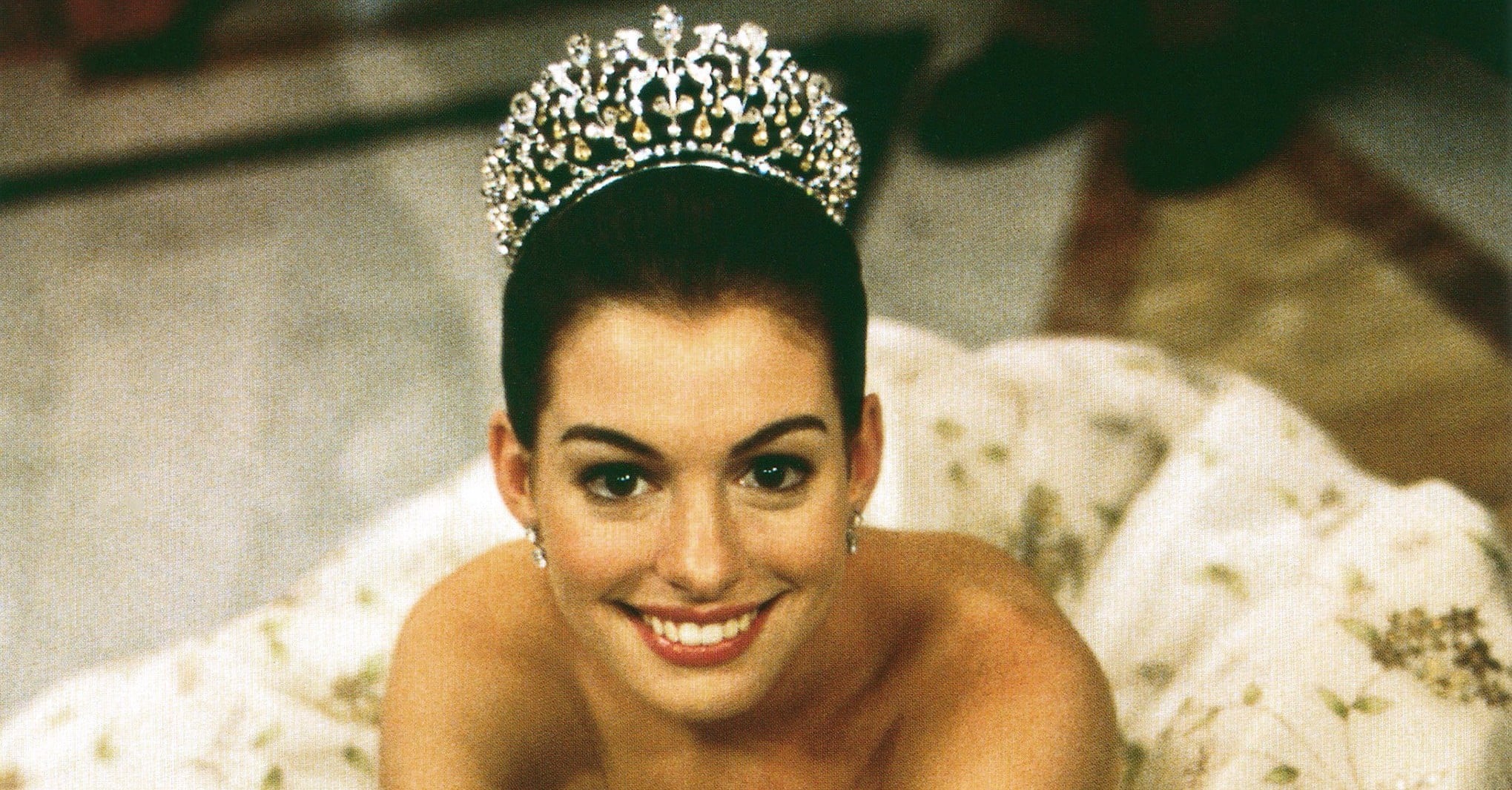 Anne Hathaway Celebrates Princess Diaries 16th Anniversary | PS ...