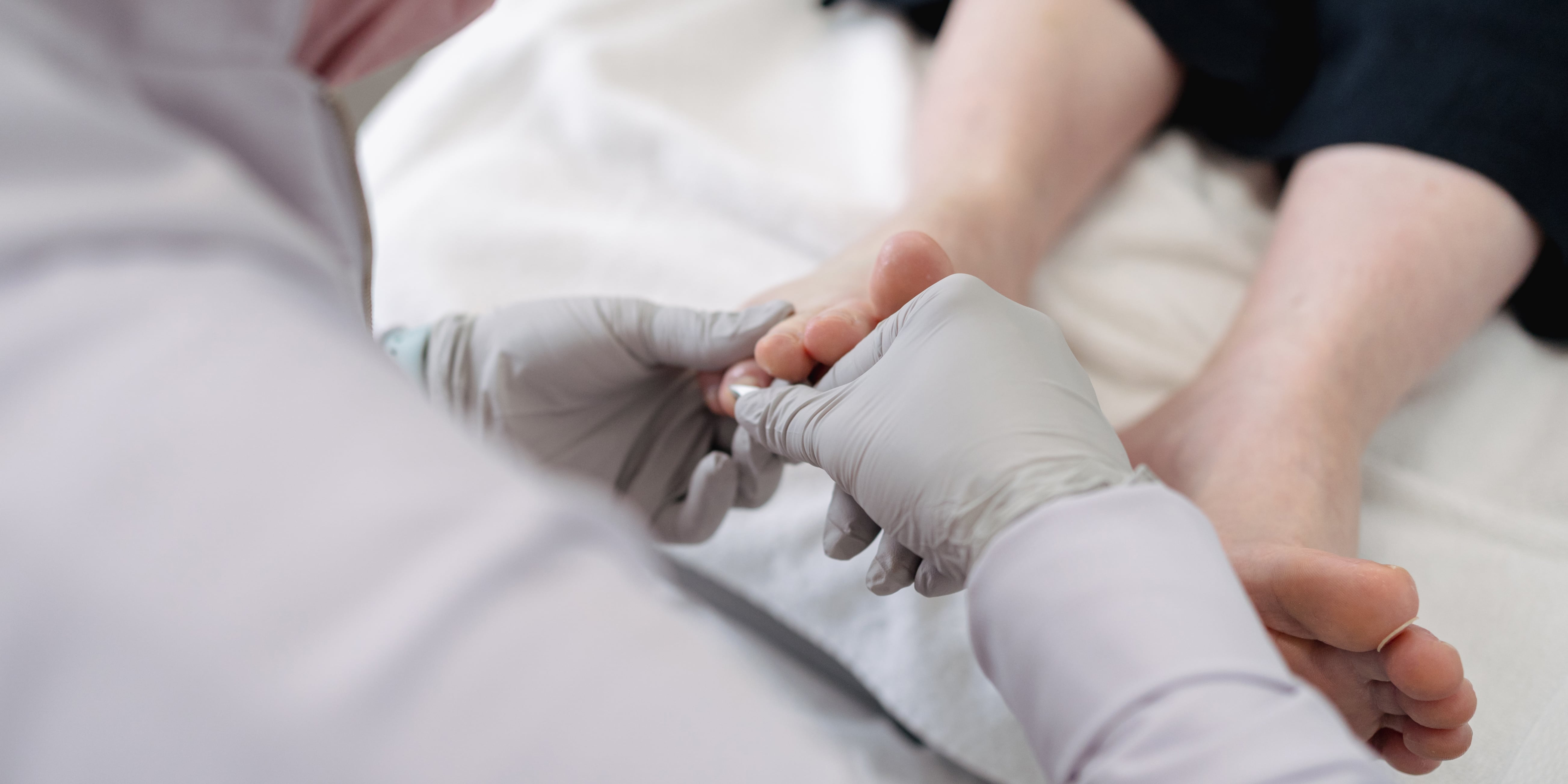 What Is a Medical Pedicure? A Pro Explains | PS Beauty