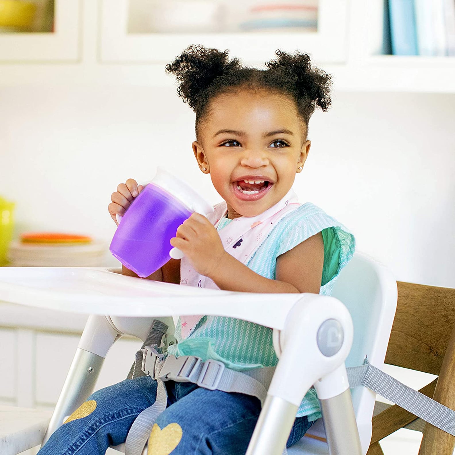 The Munchkin Trainer Cup Is the Only Sippy Cup My Kid Uses | PS Family