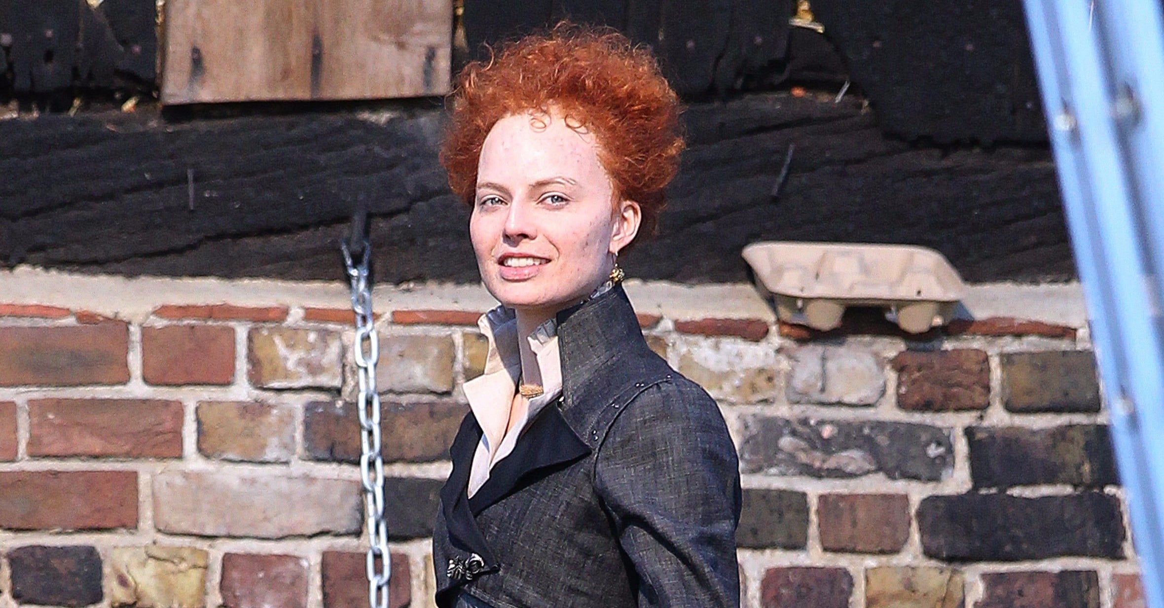 Margot Robbie as Queen Elizabeth I Pictures | PS Celebrity
