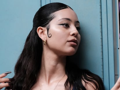 Euphoria Winged Eyeliner: How to Create the Makeup Looks | POPSUGAR Beauty