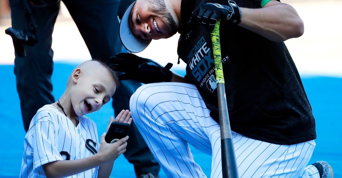 Boy With Cancer Hits Home Run at White Sox Game | PS Family