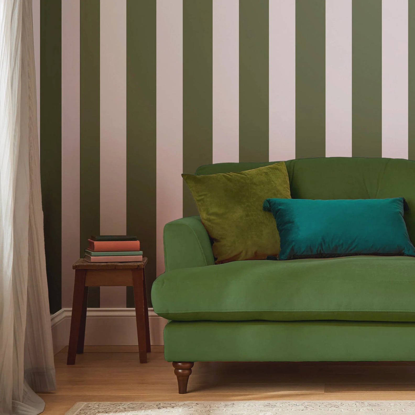 10 Renter-Friendly Wallpaper Ideas | PS Home