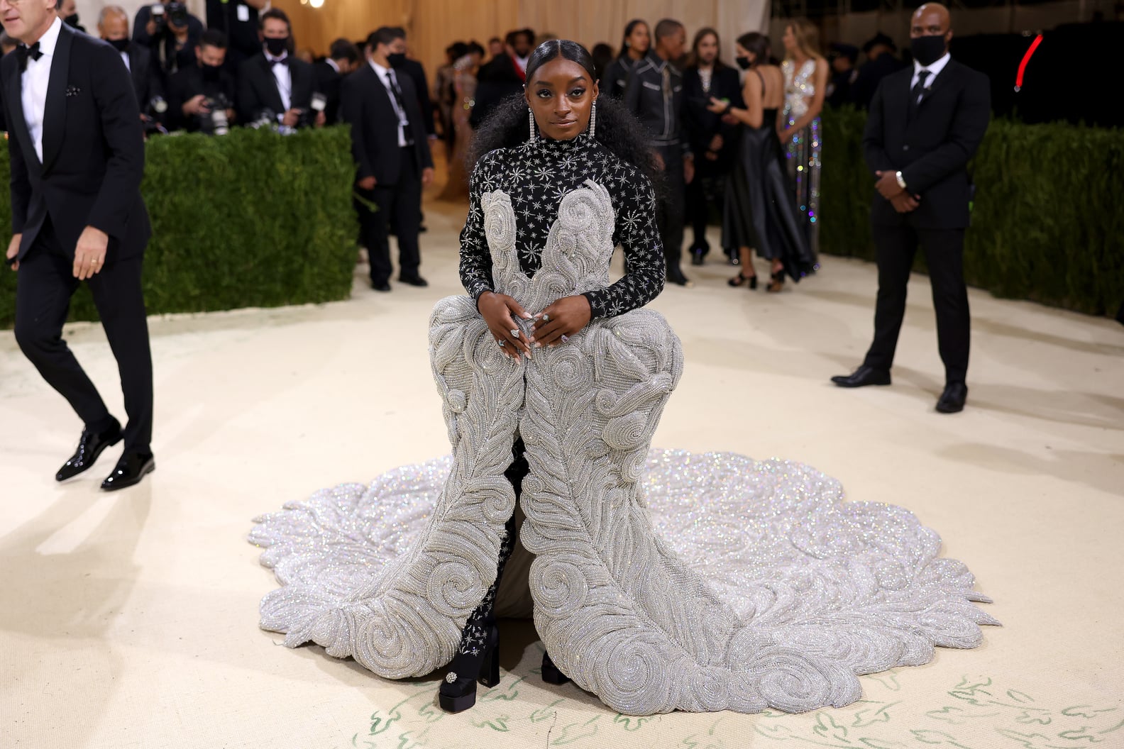 Simone Biles Wears 88-Pound Dress to the 2021 Met Gala | POPSUGAR Fashion