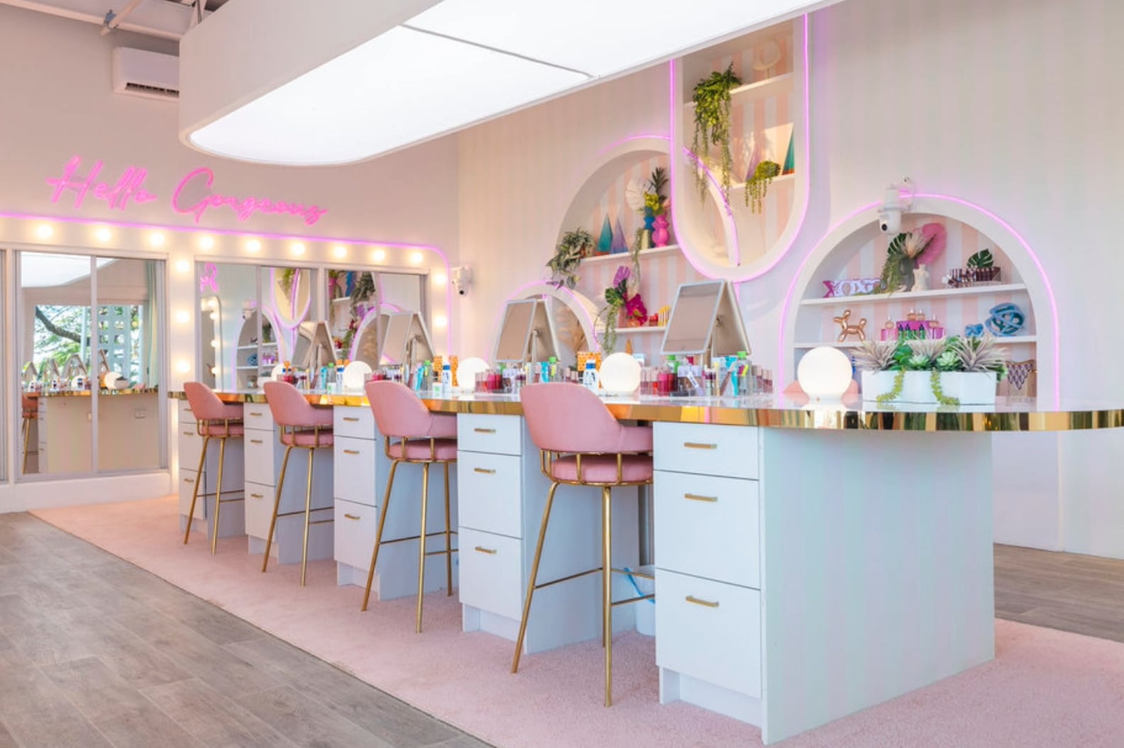 Love Island's Glam Room Was the Best Room in the Villa | PS Beauty