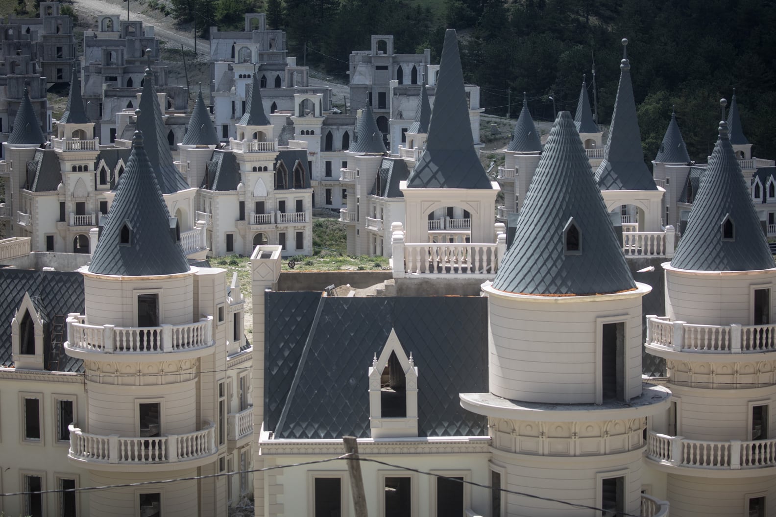 See a Ghost Town in Turkey Filled With Disney Castles | PS Smart Living