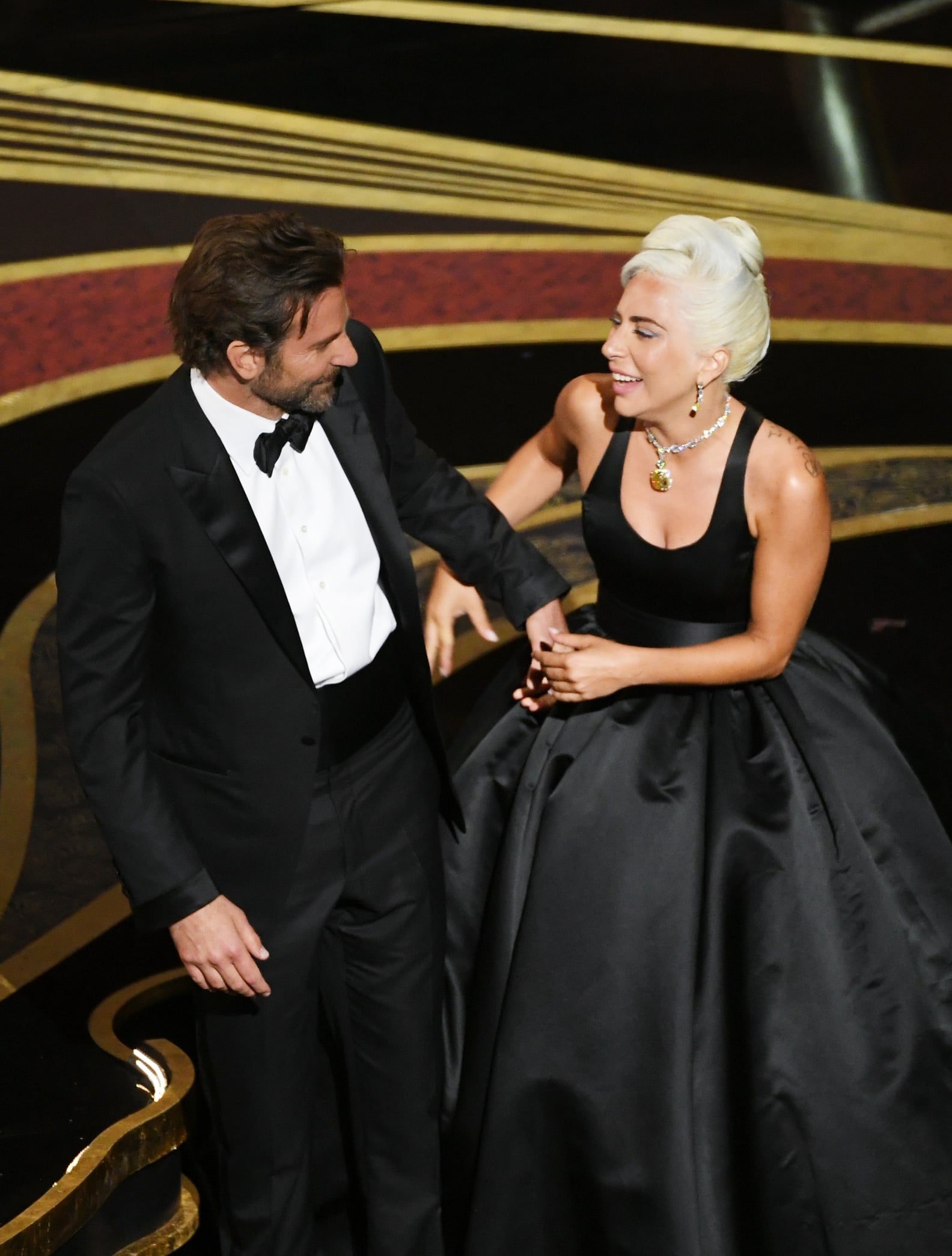 Lady Gaga and Bradley Cooper Standing Ovation at Oscars 2019 | PS Celebrity